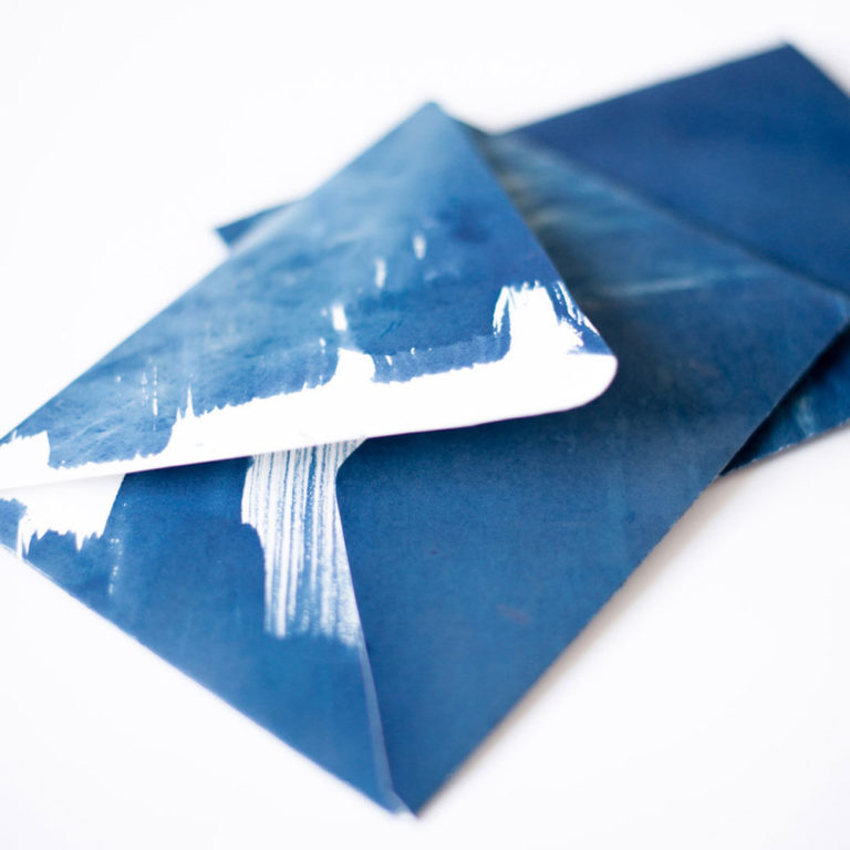 Cyanotype Kit & Video | The Crafter's Box