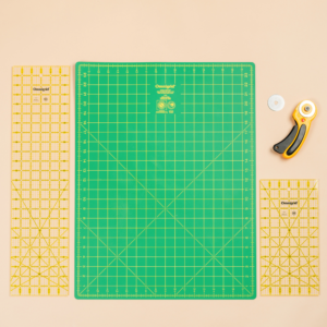 Quilting Kit for Beginners | The Crafter's Box