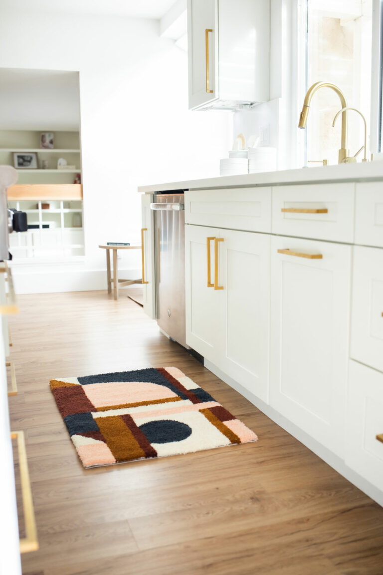 Rug Tufting Video | The Crafter’s Box