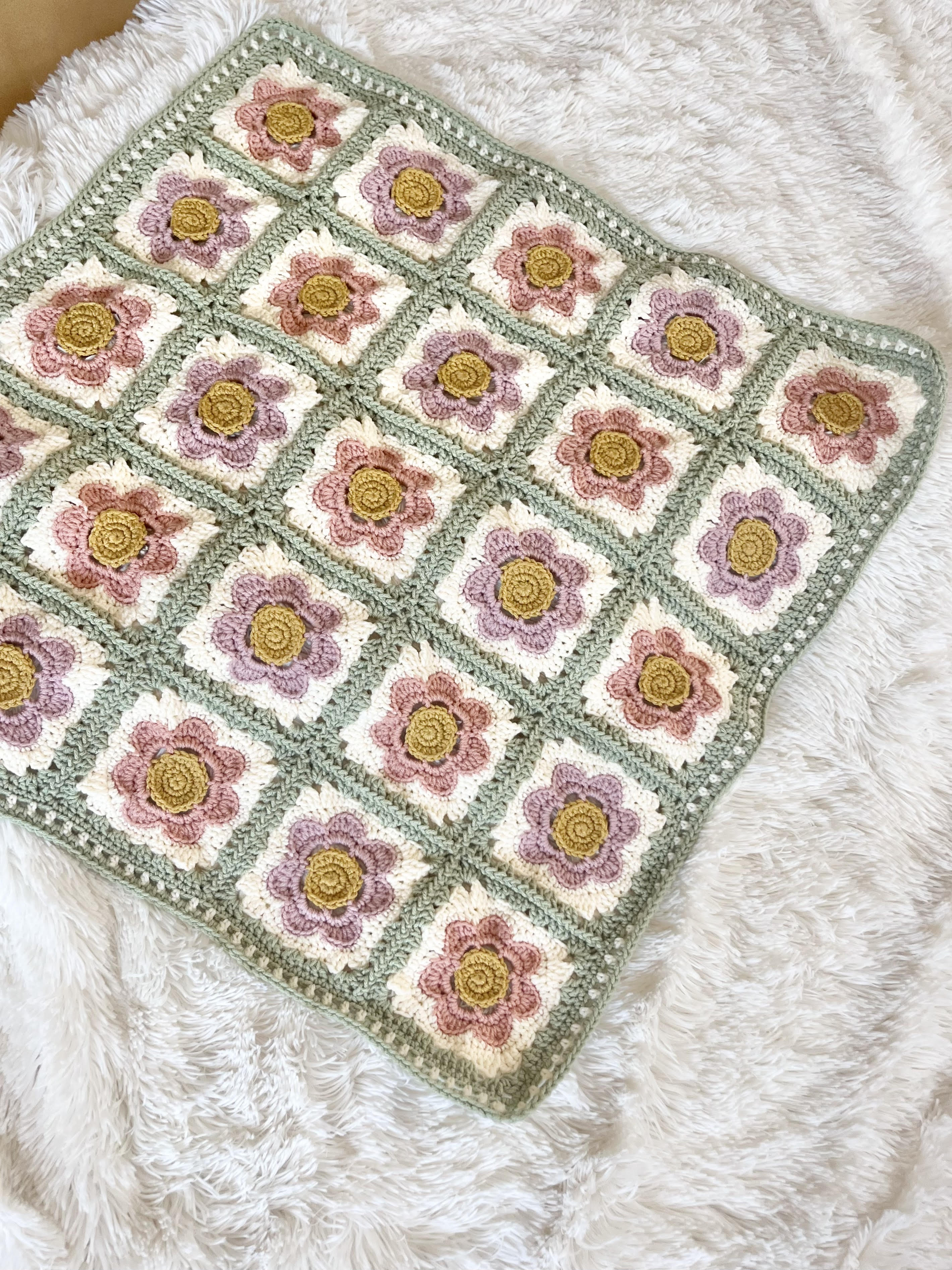 Flora Blanket Crochet Digital Pattern | Crafter