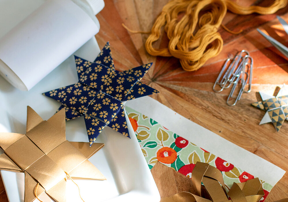 Woven Paper Stars Workshop | Crafter